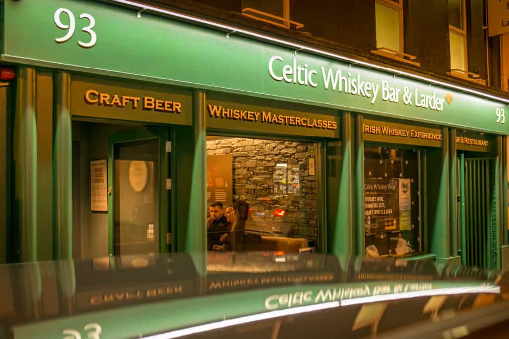 Best Bars & Pubs in Killarney in 2026 | Where to Drink Local